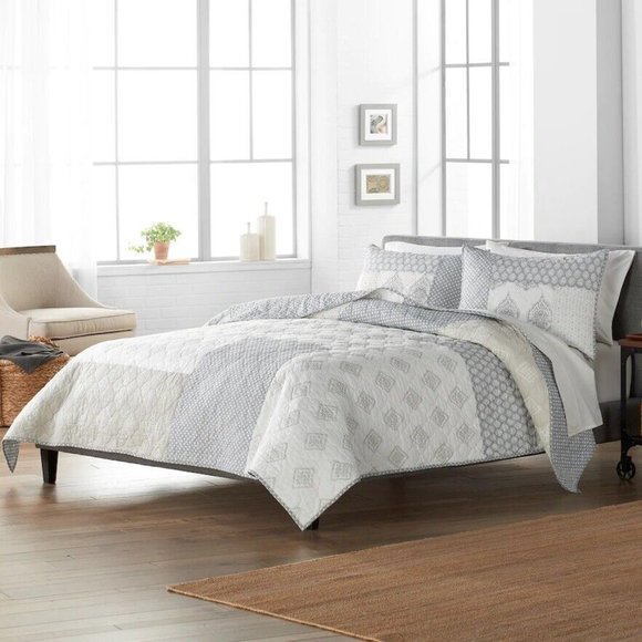 Sonoma | Bedding | King Silver White Kamala Print Modern Reversible ...